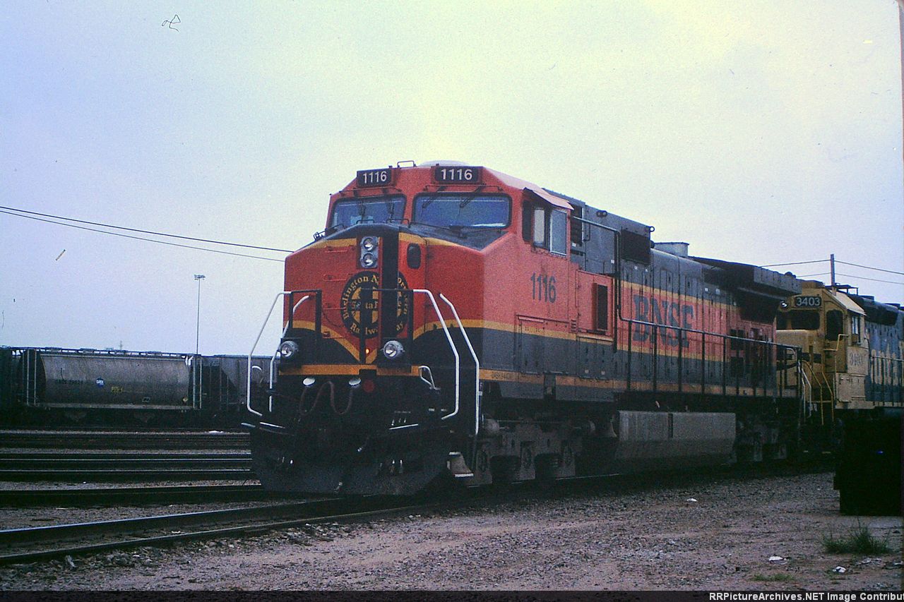 BNSF 1116